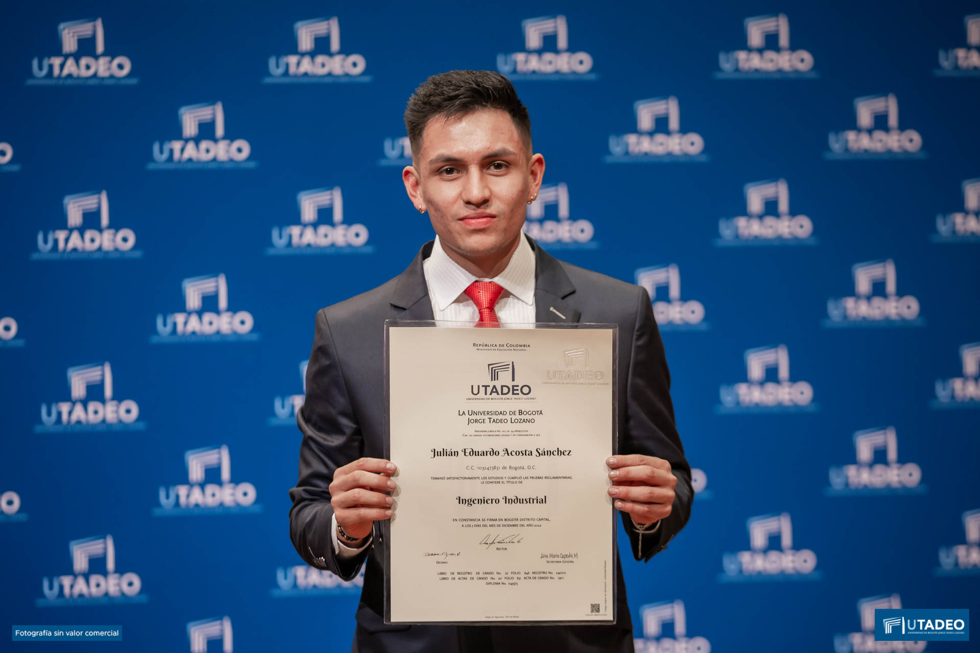 ¡Grados 7 de diciembre 2022 II! | Universidad de Bogotá Jorge Tadeo Lozano