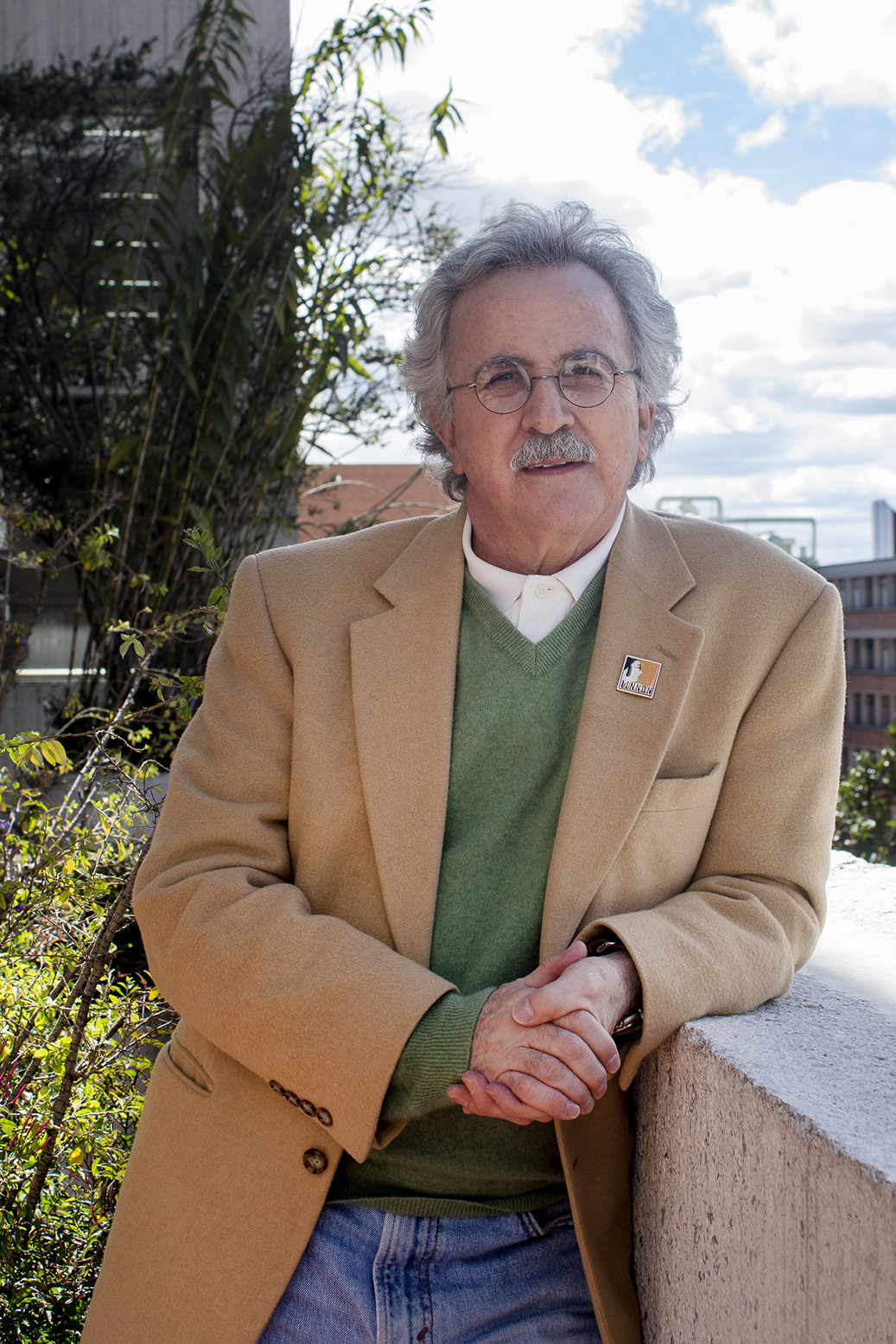 Egresado Jaime Valencia Aristizábal | Universidad de Bogotá Jorge Tadeo ...