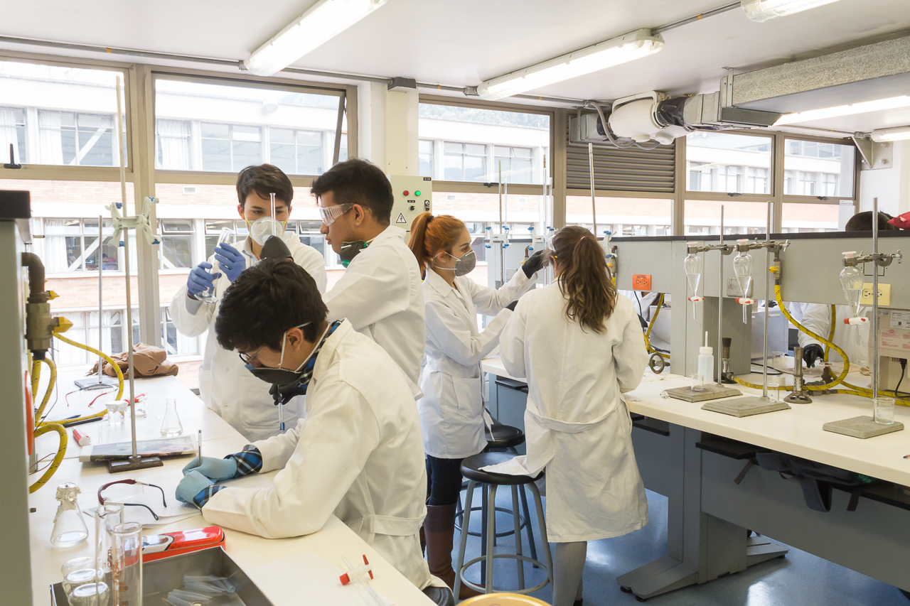 Laboratorios de química | Universidad de Bogotá Jorge Tadeo Lozano