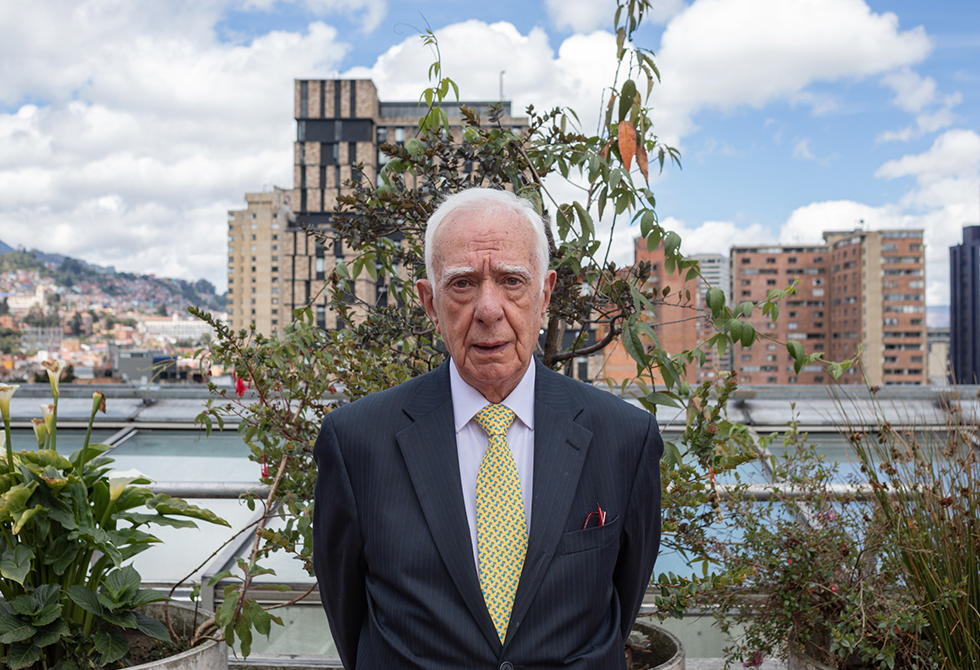 El cuento con Pdvsa: columna de Jaime Pinzón en el Nuevo Siglo ...