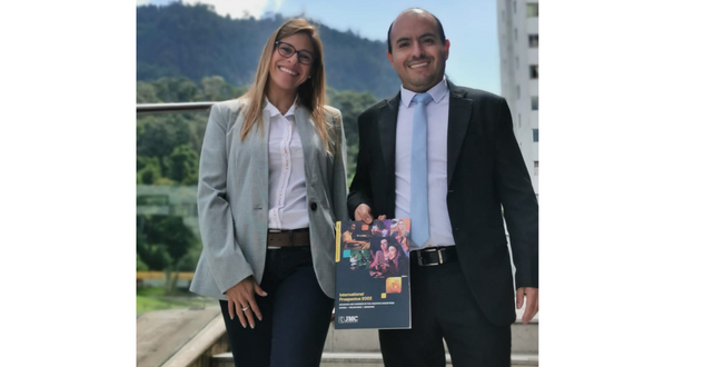 VISITA DE REPRESENTANTE DE LA JMC ACADEMY OF CREATIVITY DE AUSTRALIA A ...