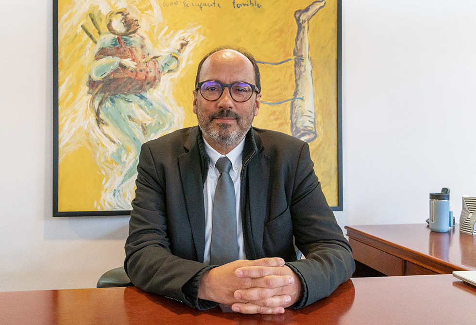 Triunfos académicos del 2023: El vicerrector Felipe Cesar Londoño ...