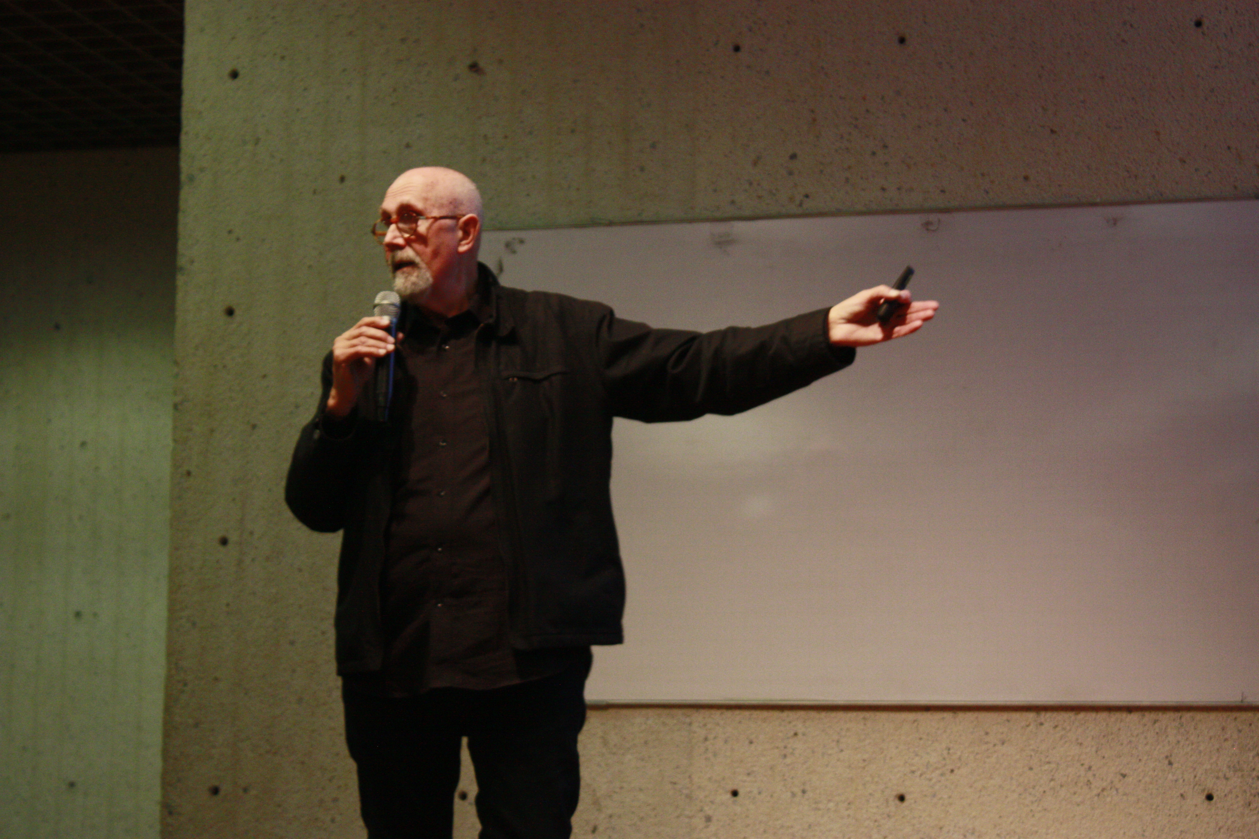 TONY FRY EN LA TADEO: IMAGINACIÓN Y DISEÑO | Universidad de Bogotá ...