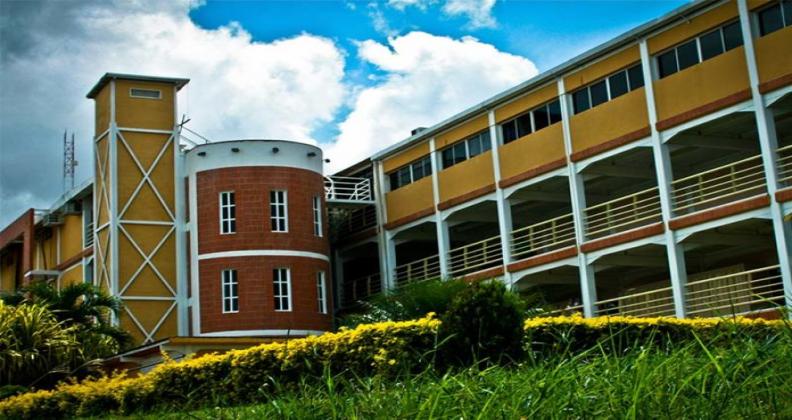 Universidad de Yacambú | Universidad de Bogotá Jorge Tadeo Lozano