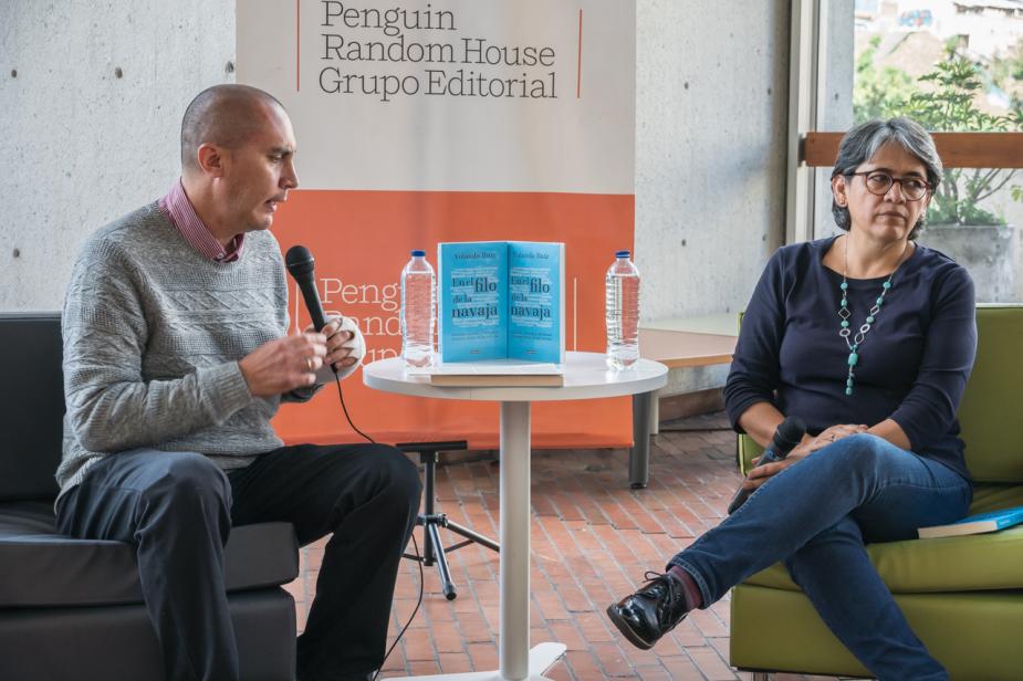 Yolanda Ruiz - Conversatorio en el filo de la Navaja - "Al filo de una ...